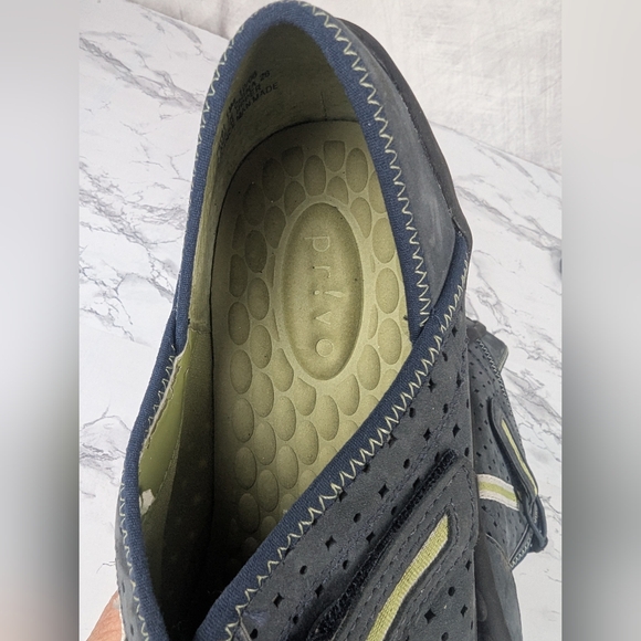 Privo | Shoes | Clarks Privo Tequini Size 75 Leather Slip On Shoes In ...